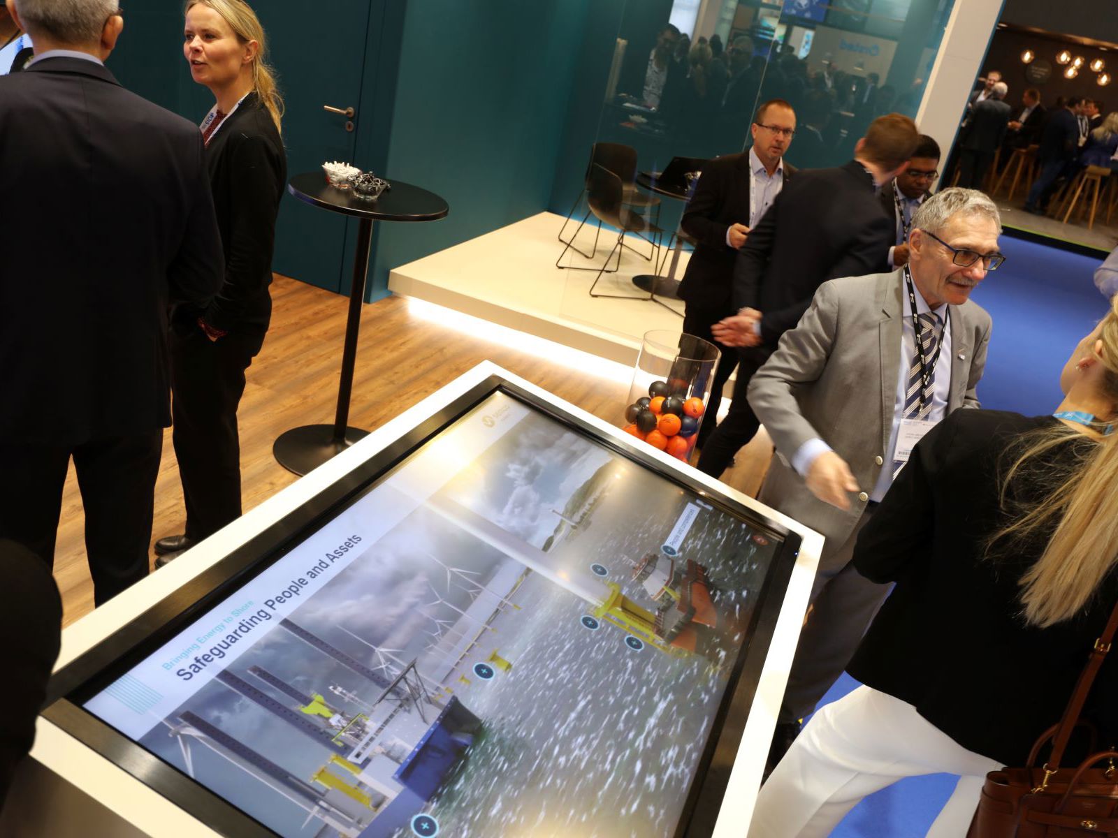 Wind exhibition stands | Stand out from the crowd