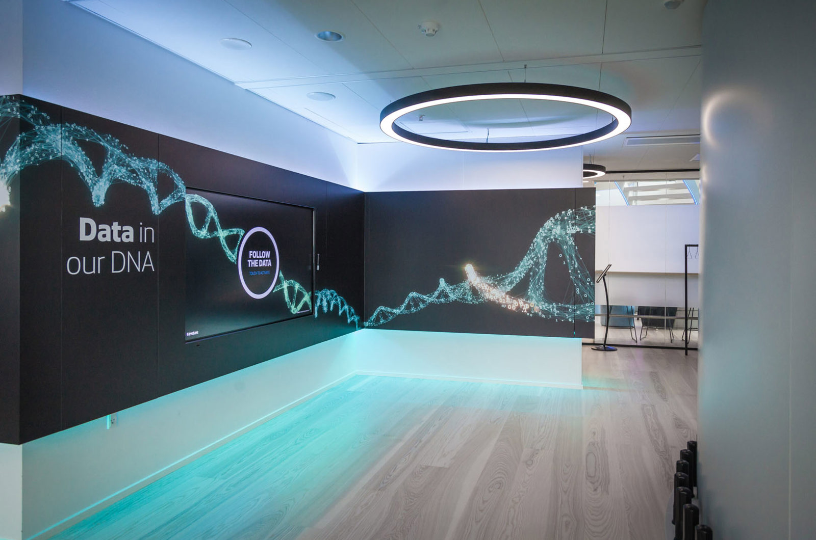 Eye-gazing exhibition stand | WindEurope Offshore w. Vestas